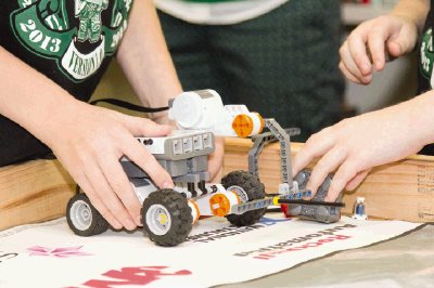 Knox Jr. High teacher, robotics team win $5,000 STEM grant – The ...